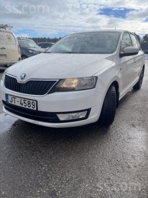 Balts Skoda Rapid 2014 Daugavpils, ar dzinēja tilpumu 1.60 L un nobraukumu 253 tūkst. km par 2200 €, foto  vietnē AUTOMOTO.COM.LV