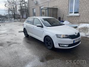Белый Шкода Рапид 2014 в Даугавпилс, объемом двигателя 1.60 л и пробегом 253 тыс. км за 2200 €, фото 5 на AUTOMOTO.COM.LV
