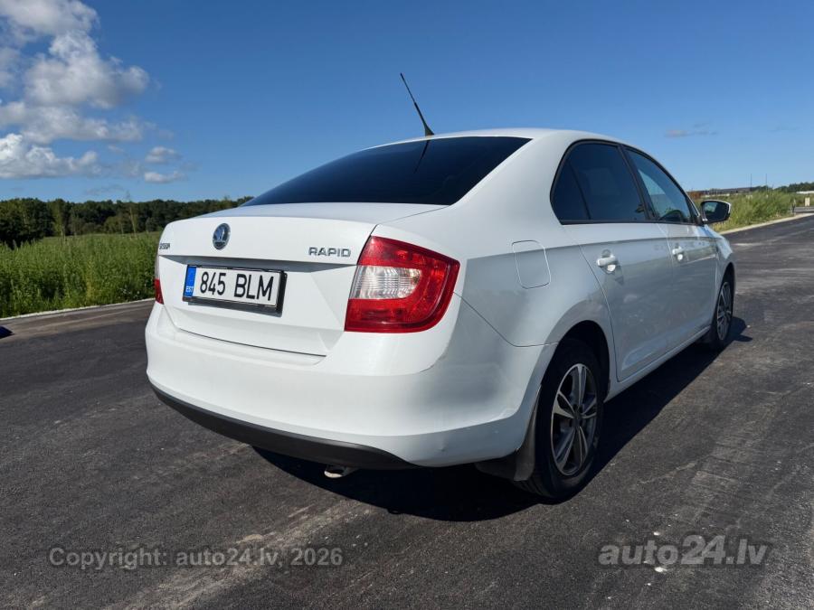 White Skoda Rapid 2014 in Tallinn, with an engine capacity of 1.20 L and mileage of 214 thousand km for 4190 €, photo 4 on AUTOMOTO.COM.LV