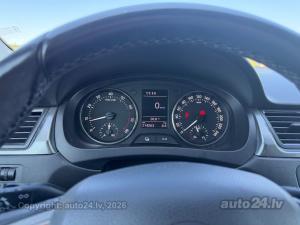 White Skoda Rapid 2014 in Tallinn, with an engine capacity of 1.20 L and mileage of 214 thousand km for 4190 €, photo 8 on AUTOMOTO.COM.LV