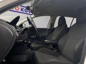 White Skoda Rapid 2014 in Vilnius, with an engine capacity of 1.60 L and mileage of 231 thousand km for 5999 €, photo 15 on AUTOMOTO.COM.LV