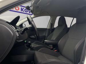 White Skoda Rapid 2014 in Vilnius, with an engine capacity of 1.60 L and mileage of 231 thousand km for 5999 €, photo 15 on AUTOMOTO.COM.LV