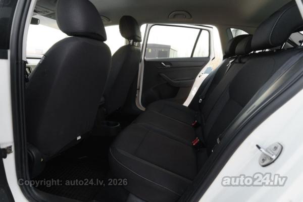 Balts Skoda Rapid 2015 Tartu, ar dzinēja tilpumu 1.40 L un nobraukumu 304 tūkst. km par 6200 €, foto 9 vietnē AUTOMOTO.COM.LV