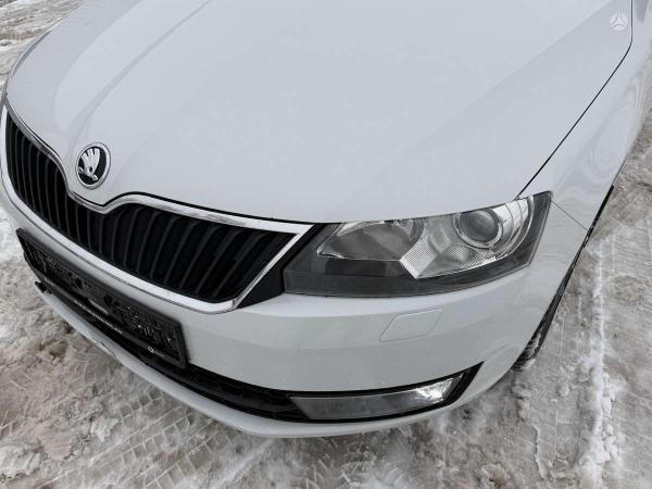 White Skoda Rapid 2015 in Rokiskis, with an engine capacity of 1.20 L and mileage of 260 thousand km for 5300 €, photo 5 on AUTOMOTO.COM.LV