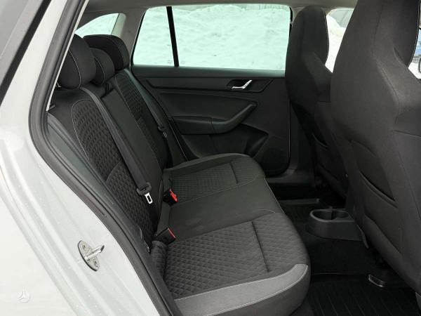 Balts Skoda Rapid 2015 Rokiškis, ar dzinēja tilpumu 1.20 L un nobraukumu 260 tūkst. km par 5300 €, foto 11 vietnē AUTOMOTO.COM.LV