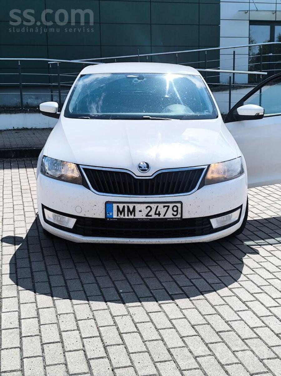 Balts Skoda Rapid 2015 Tukums, ar dzinēja tilpumu 1.60 L un nobraukumu 442 tūkst. km par 2890 €, foto 3 vietnē AUTOMOTO.COM.LV