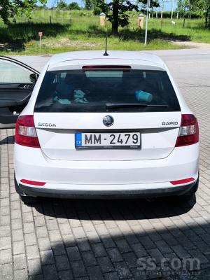 Balts Skoda Rapid 2015 Tukums, ar dzinēja tilpumu 1.60 L un nobraukumu 442 tūkst. km par 2890 €, foto 7 vietnē AUTOMOTO.COM.LV