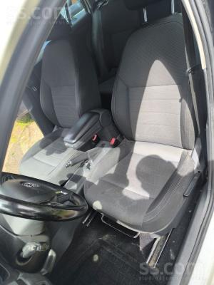 Balts Skoda Rapid 2015 Tukums, ar dzinēja tilpumu 1.60 L un nobraukumu 442 tūkst. km par 2890 €, foto 9 vietnē AUTOMOTO.COM.LV
