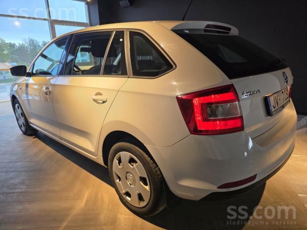 White Skoda Rapid 2015 in Riga, with an engine capacity of 1.60 L and mileage of 207 thousand km for 3800 €, photo 5 on AUTOMOTO.COM.LV