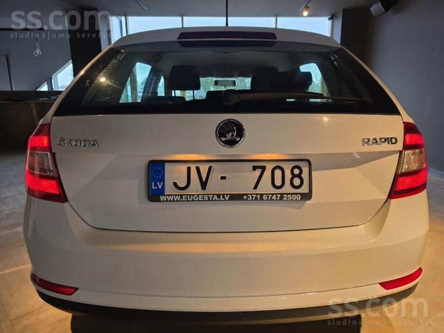 White Skoda Rapid 2015 in Riga, with an engine capacity of 1.60 L and mileage of 207 thousand km for 3800 €, photo 7 on AUTOMOTO.COM.LV