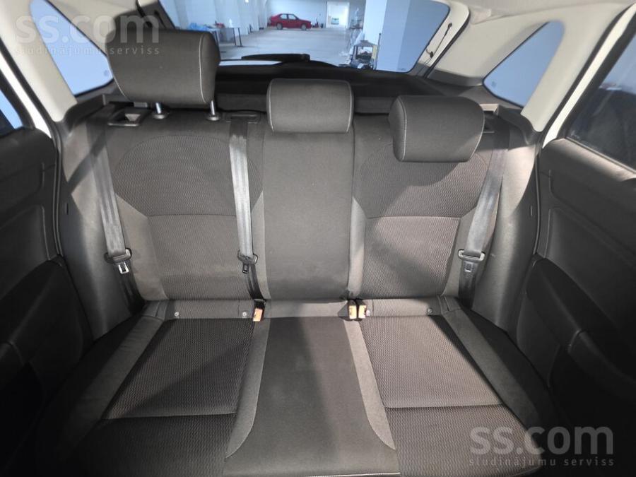 White Skoda Rapid 2015 in Riga, with an engine capacity of 1.60 L and mileage of 207 thousand km for 3800 €, photo 10 on AUTOMOTO.COM.LV