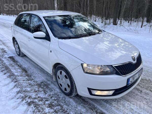 Balts Skoda Rapid 2015 Rīga, ar dzinēja tilpumu 1.60 L un nobraukumu 239 tūkst. km par 3600 €, foto 2 vietnē AUTOMOTO.COM.LV