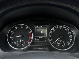 Balts Skoda Rapid 2015 Rīga, ar dzinēja tilpumu 1.20 L un nobraukumu 260 tūkst. km par 6200 €, foto 17 vietnē AUTOMOTO.COM.LV