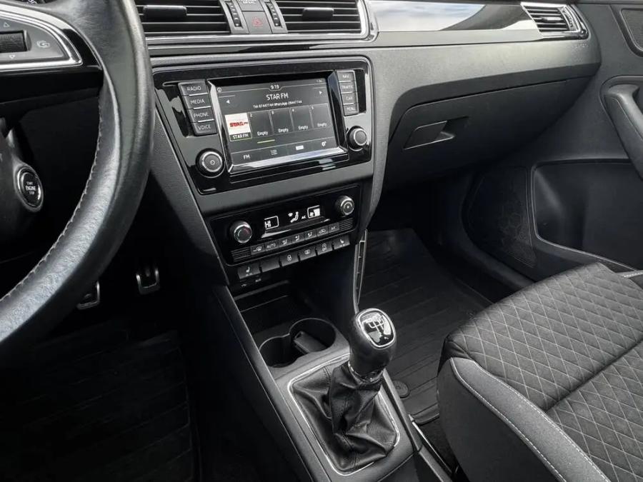 Balts Skoda Rapid 2015 Rīga, ar dzinēja tilpumu 1.20 L un nobraukumu 260 tūkst. km par 6200 €, foto 19 vietnē AUTOMOTO.COM.LV