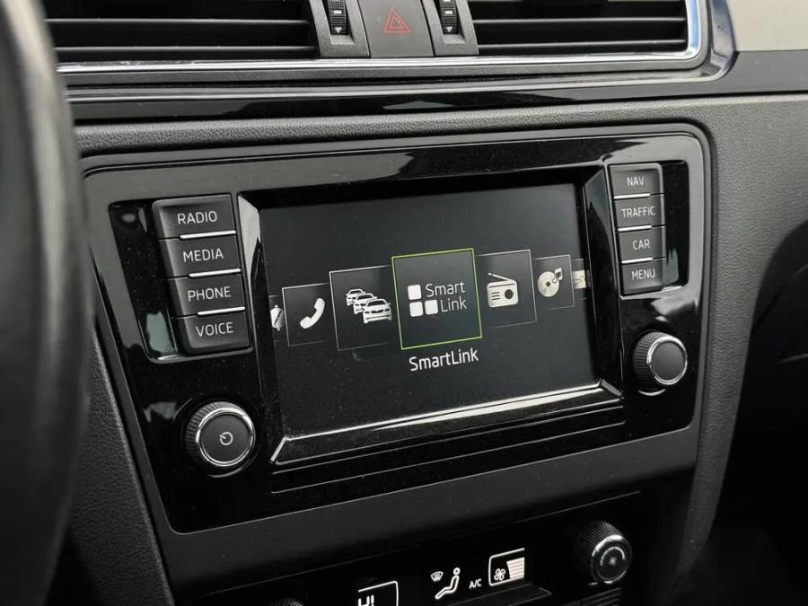 Balts Skoda Rapid 2015 Rīga, ar dzinēja tilpumu 1.20 L un nobraukumu 260 tūkst. km par 6200 €, foto 24 vietnē AUTOMOTO.COM.LV