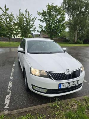 Balts Skoda Rapid 2015 Telšiai, ar dzinēja tilpumu 1.20 L un nobraukumu 157 tūkst. km par 4500 €, foto  vietnē AUTOMOTO.COM.LV