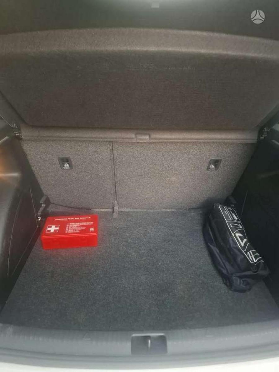 Balts Skoda Rapid 2015 Telšiai, ar dzinēja tilpumu 1.20 L un nobraukumu 157 tūkst. km par 4500 €, foto 7 vietnē AUTOMOTO.COM.LV