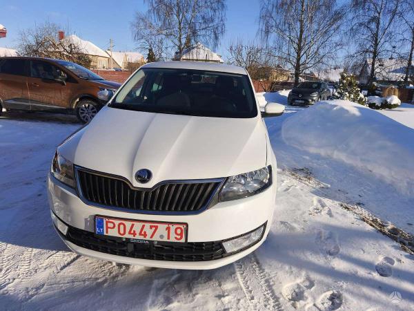 White Skoda Rapid 2017 in Siauliai, with an engine capacity of 1.20 L and mileage of 148 thousand km for 8100 €, photo 2 on AUTOMOTO.COM.LV