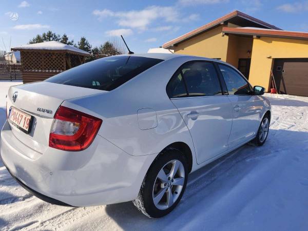 White Skoda Rapid 2017 in Siauliai, with an engine capacity of 1.20 L and mileage of 148 thousand km for 8100 €, photo 5 on AUTOMOTO.COM.LV