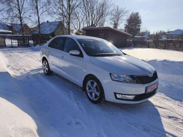 White Skoda Rapid 2017 in Siauliai, with an engine capacity of 1.20 L and mileage of 148 thousand km for 8100 €, photo 6 on AUTOMOTO.COM.LV