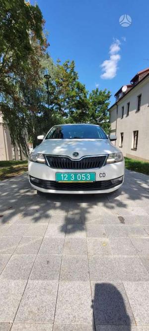 Balts Skoda Rapid 2017 Viļņa, ar dzinēja tilpumu 1.40 L un nobraukumu 223 tūkst. km par 5950 €, foto  vietnē AUTOMOTO.COM.LV