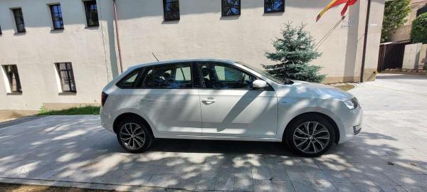 Balts Skoda Rapid 2017 Viļņa, ar dzinēja tilpumu 1.40 L un nobraukumu 223 tūkst. km par 5950 €, foto 4 vietnē AUTOMOTO.COM.LV
