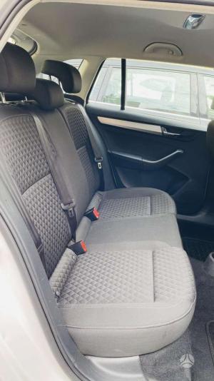 Balts Skoda Rapid 2017 Viļņa, ar dzinēja tilpumu 1.40 L un nobraukumu 223 tūkst. km par 5950 €, foto 18 vietnē AUTOMOTO.COM.LV