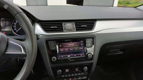 White Skoda Rapid 2017 in Elektrenai, with an engine capacity of 1.00 L and mileage of 117 thousand km for 6250 €, photo 2 on AUTOMOTO.COM.LV
