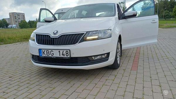 White Skoda Rapid 2017 in Elektrenai, with an engine capacity of 1.00 L and mileage of 117 thousand km for 6250 €, photo 4 on AUTOMOTO.COM.LV