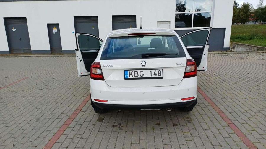 Balts Skoda Rapid 2017 Elektrėnai, ar dzinēja tilpumu 1.00 L un nobraukumu 117 tūkst. km par 6250 €, foto 7 vietnē AUTOMOTO.COM.LV
