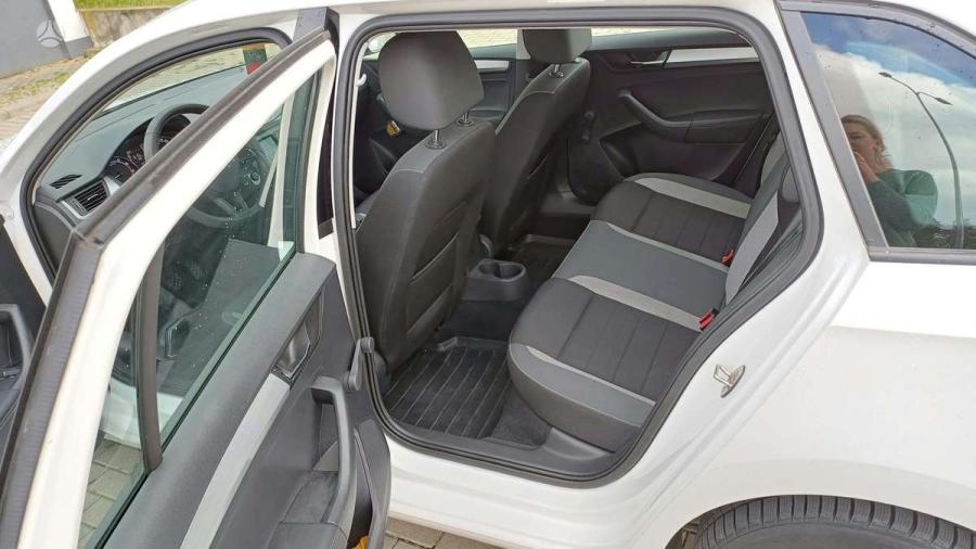 Balts Skoda Rapid 2017 Elektrėnai, ar dzinēja tilpumu 1.00 L un nobraukumu 117 tūkst. km par 6250 €, foto 11 vietnē AUTOMOTO.COM.LV