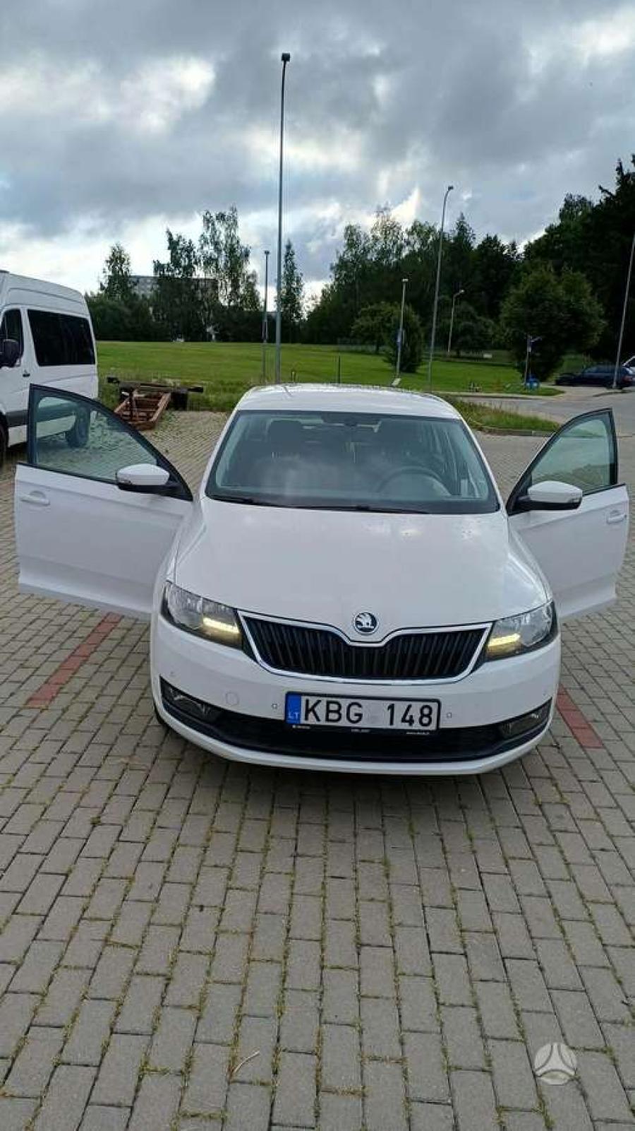 Balts Skoda Rapid 2017 Elektrėnai, ar dzinēja tilpumu 1.00 L un nobraukumu 117 tūkst. km par 6250 €, foto 13 vietnē AUTOMOTO.COM.LV