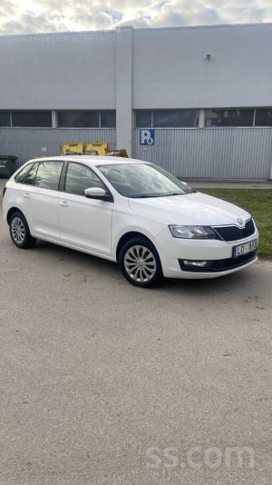 White Skoda Rapid 2018 in Riga, with an engine capacity of 1.00 L and mileage of 209 thousand km for 4700 €, photo 1 on AUTOMOTO.COM.LV