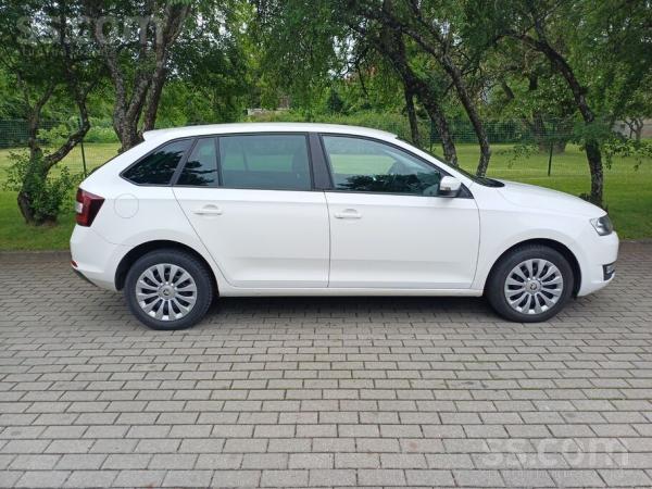 White Skoda Rapid 2019 in Riga, with an engine capacity of 1.00 L and mileage of 239 thousand km for 4990 €, photo 5 on AUTOMOTO.COM.LV