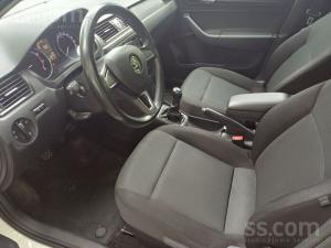 White Skoda Rapid 2019 in Riga, with an engine capacity of 1.00 L and mileage of 239 thousand km for 4990 €, photo 10 on AUTOMOTO.COM.LV