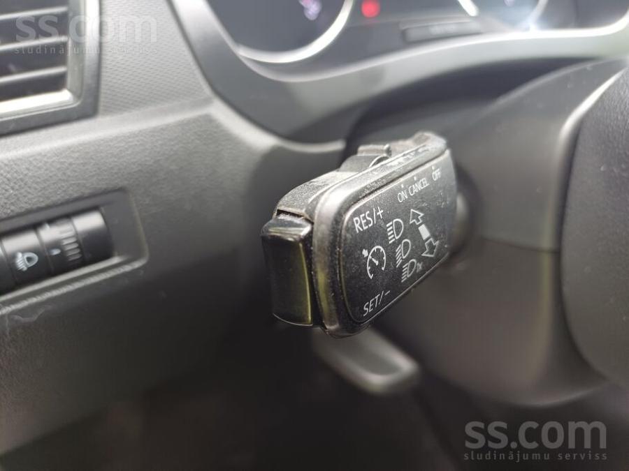 White Skoda Rapid 2019 in Riga, with an engine capacity of 1.00 L and mileage of 239 thousand km for 4990 €, photo 12 on AUTOMOTO.COM.LV
