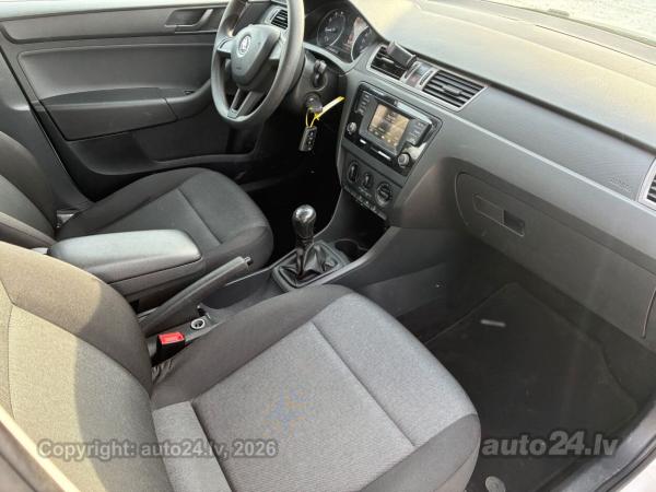 Balts Skoda Rapid 2016 Pērnava, ar dzinēja tilpumu 1.20 L un nobraukumu 212 tūkst. km par 4200 €, foto 3 vietnē AUTOMOTO.COM.LV