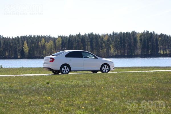 Белый Шкода Рапид 2017 в Огре, объемом двигателя 1.50 л и пробегом 218 тыс. км за 8000 €, фото 8 на AUTOMOTO.COM.LV