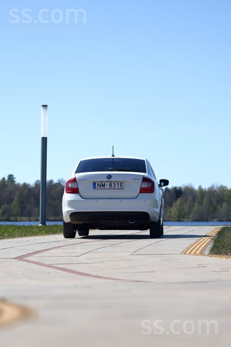 Balts Skoda Rapid 2017 Ogre, ar dzinēja tilpumu 1.50 L un nobraukumu 218 tūkst. km par 8000 €, foto 10 vietnē AUTOMOTO.COM.LV