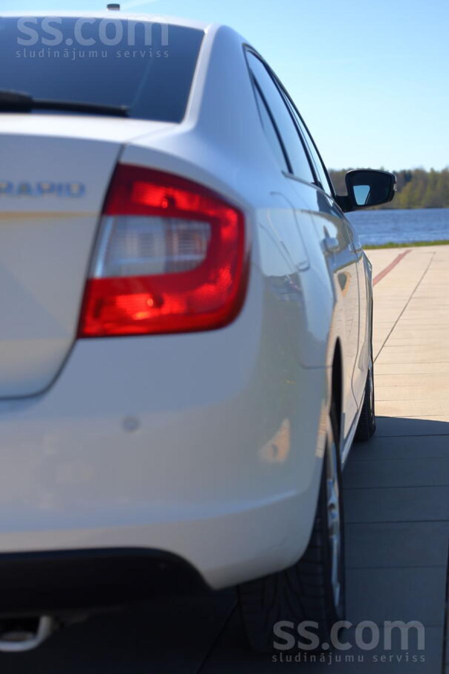 Balts Skoda Rapid 2017 Ogre, ar dzinēja tilpumu 1.50 L un nobraukumu 218 tūkst. km par 8000 €, foto 14 vietnē AUTOMOTO.COM.LV