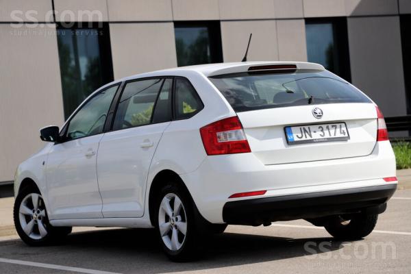 White Skoda Rapid 2014 in Tukums, with an engine capacity of 1.60 L and mileage of 320 thousand km for 2350 €, photo 4 on AUTOMOTO.COM.LV