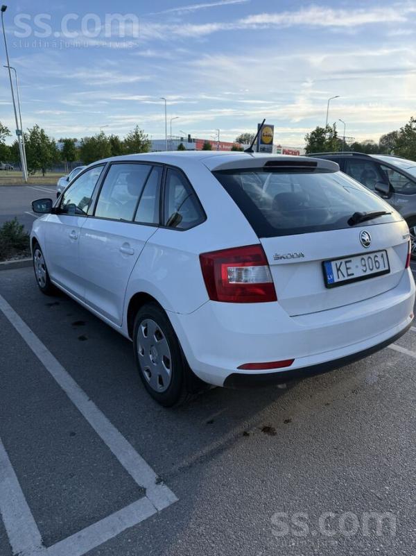 Balts Skoda Rapid 2015 Rīga, ar dzinēja tilpumu 1.60 L un nobraukumu 271 tūkst. km par 4750 €, foto 2 vietnē AUTOMOTO.COM.LV
