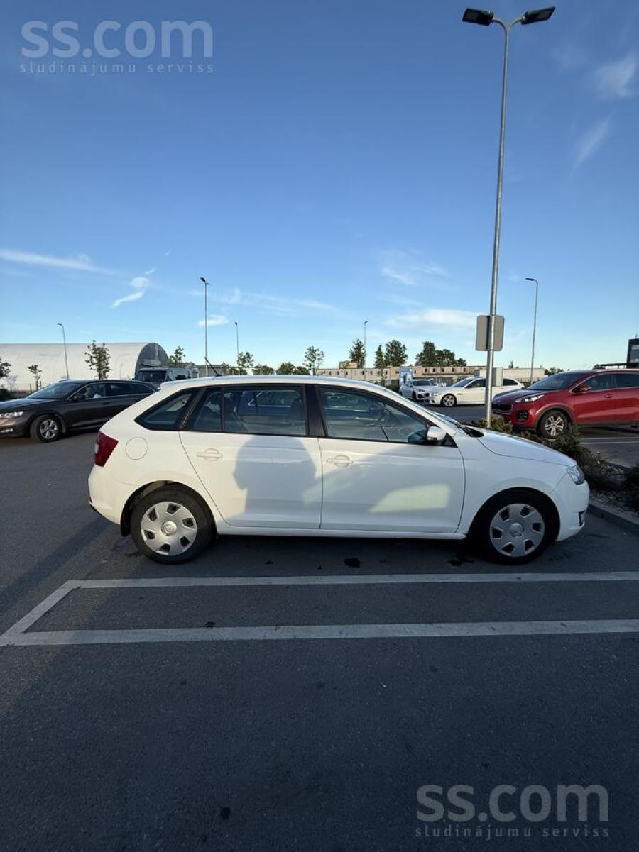 Balts Skoda Rapid 2015 Rīga, ar dzinēja tilpumu 1.60 L un nobraukumu 271 tūkst. km par 4750 €, foto 6 vietnē AUTOMOTO.COM.LV