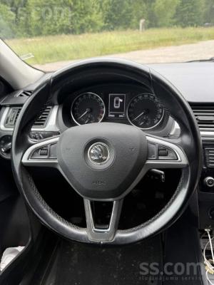 White Skoda Rapid 2015 in Riga, with an engine capacity of 1.60 L and mileage of 271 thousand km for 3250 €, photo 6 on AUTOMOTO.COM.LV