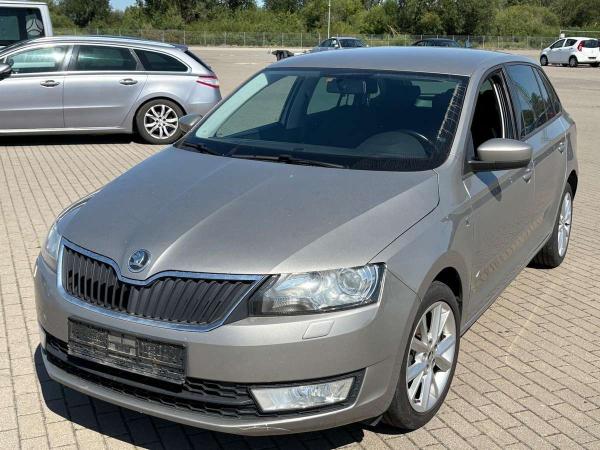 Dzeltens Skoda Rapid 2014 Marijampole, ar dzinēja tilpumu 1.20 L un nobraukumu 188 tūkst. km par 2650 €, foto 3 vietnē AUTOMOTO.COM.LV