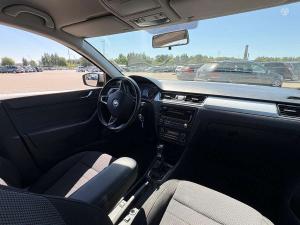 Dzeltens Skoda Rapid 2014 Marijampole, ar dzinēja tilpumu 1.20 L un nobraukumu 188 tūkst. km par 2650 €, foto 11 vietnē AUTOMOTO.COM.LV