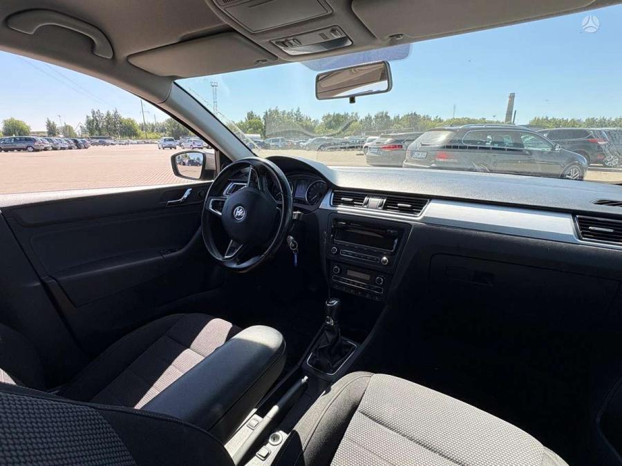 Dzeltens Skoda Rapid 2014 Marijampole, ar dzinēja tilpumu 1.20 L un nobraukumu 188 tūkst. km par 2650 €, foto 11 vietnē AUTOMOTO.COM.LV