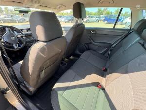 Dzeltens Skoda Rapid 2014 Marijampole, ar dzinēja tilpumu 1.20 L un nobraukumu 188 tūkst. km par 2650 €, foto 12 vietnē AUTOMOTO.COM.LV