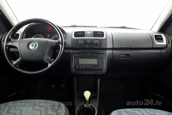 Smilšu krāsa Skoda Roomster 2008 Tallina, ar dzinēja tilpumu 1.40 L un nobraukumu 321 tūkst. km par 799 €, foto 6 vietnē AUTOMOTO.COM.LV