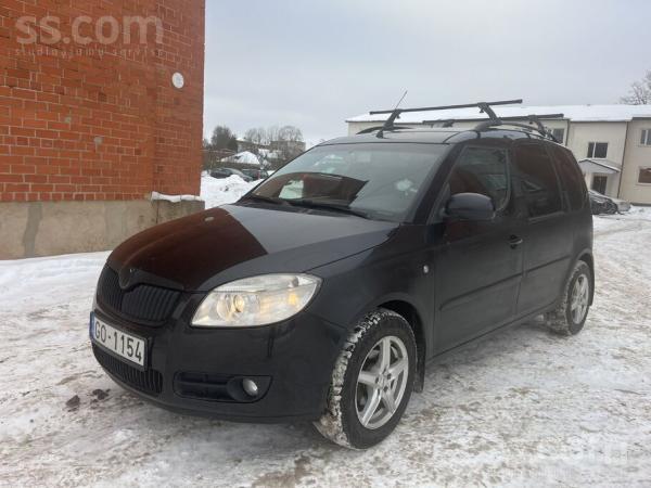 Melns Skoda Roomster 2007 Gulbene, ar dzinēja tilpumu 1.40 L un nobraukumu 250 tūkst. km par 1190 €, foto 1 vietnē AUTOMOTO.COM.LV